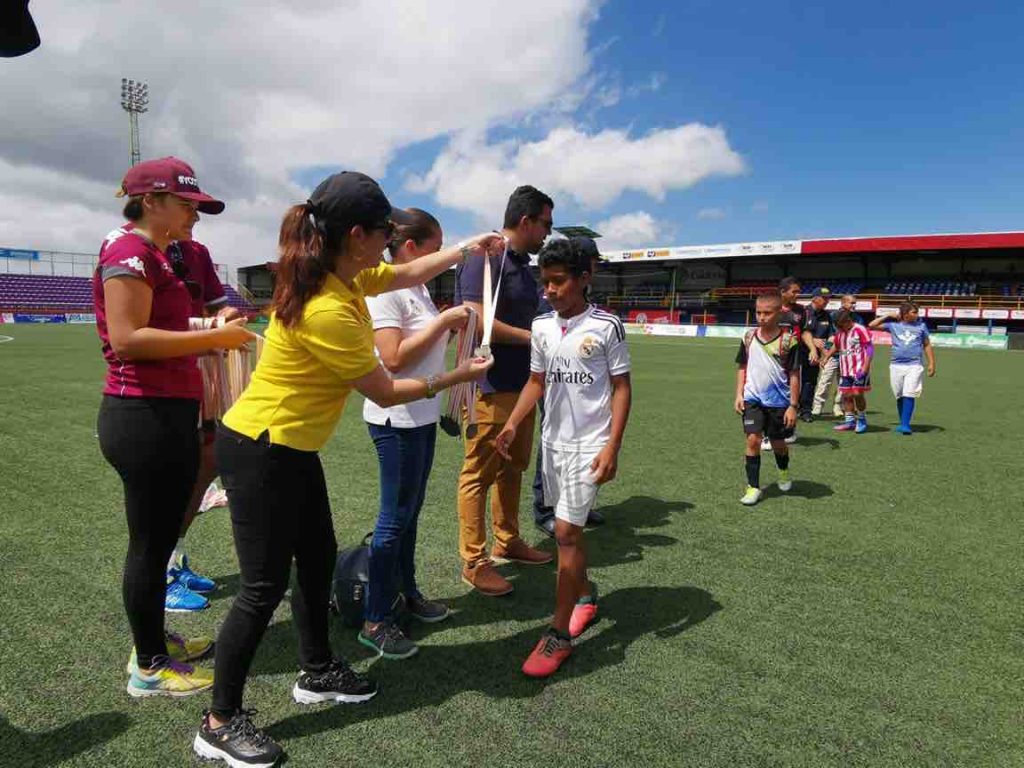 Torneo La Mejenga viajó a San Carlos para fomentar la prevención y ...